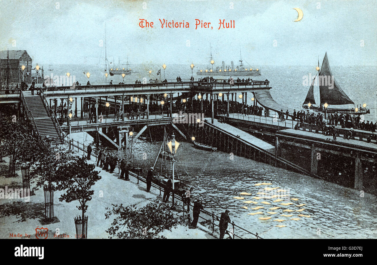 Victoria pier hull hi-res stock photography and images - Alamy