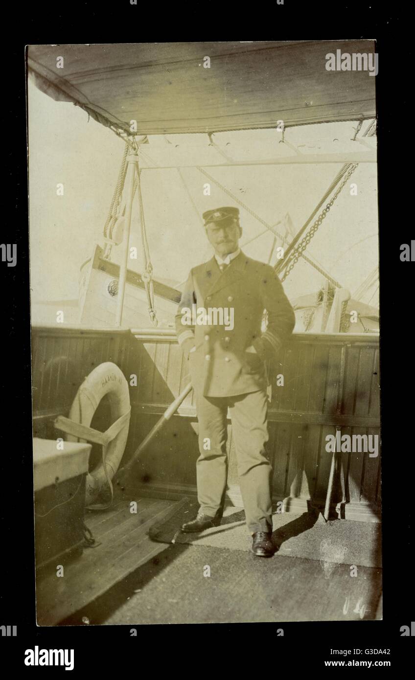 Ss officers hi-res stock photography and images - Alamy