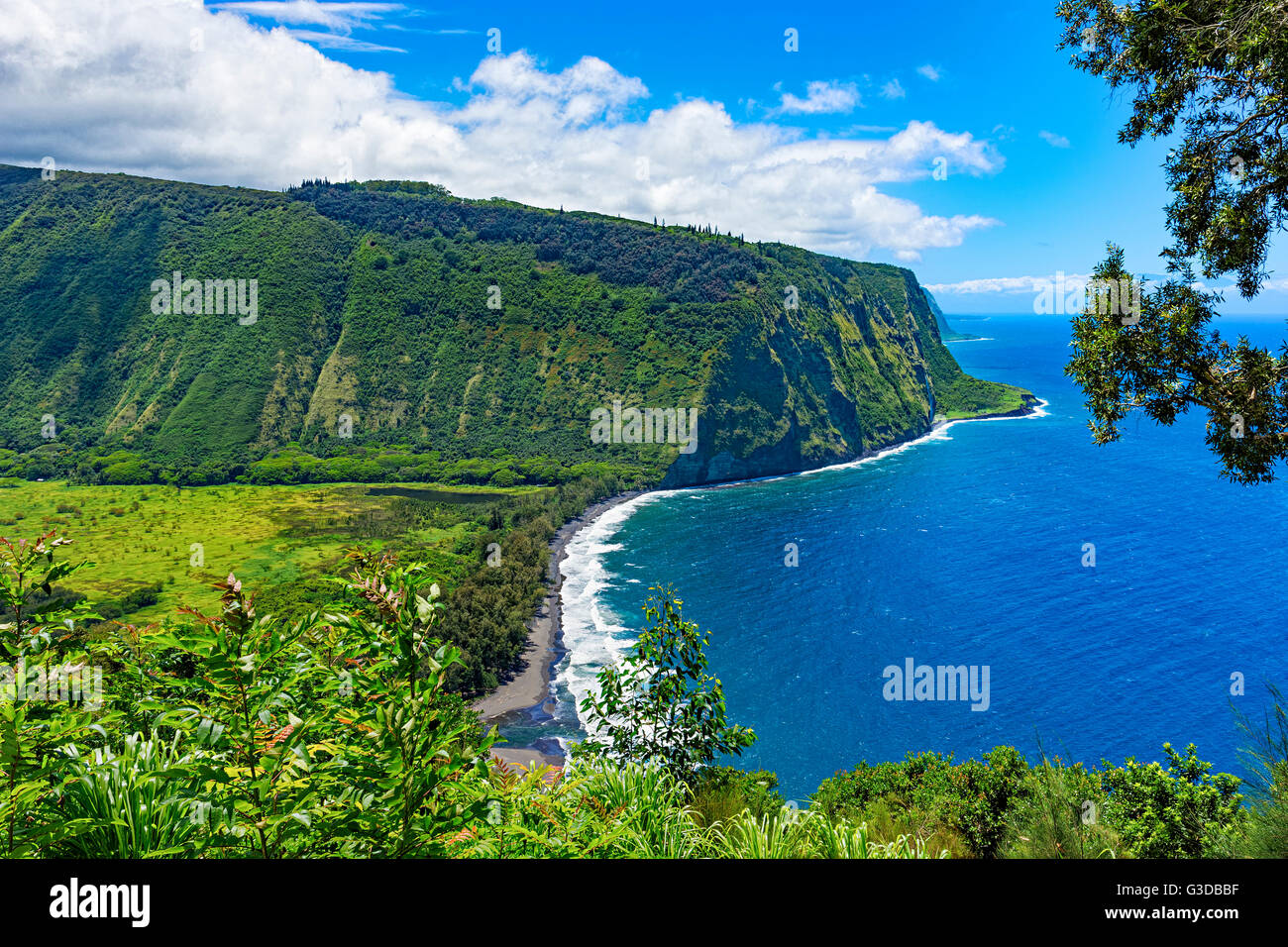 Waipio Valley Lookout Big Island Hawaii USA Stock Photo - Alamy