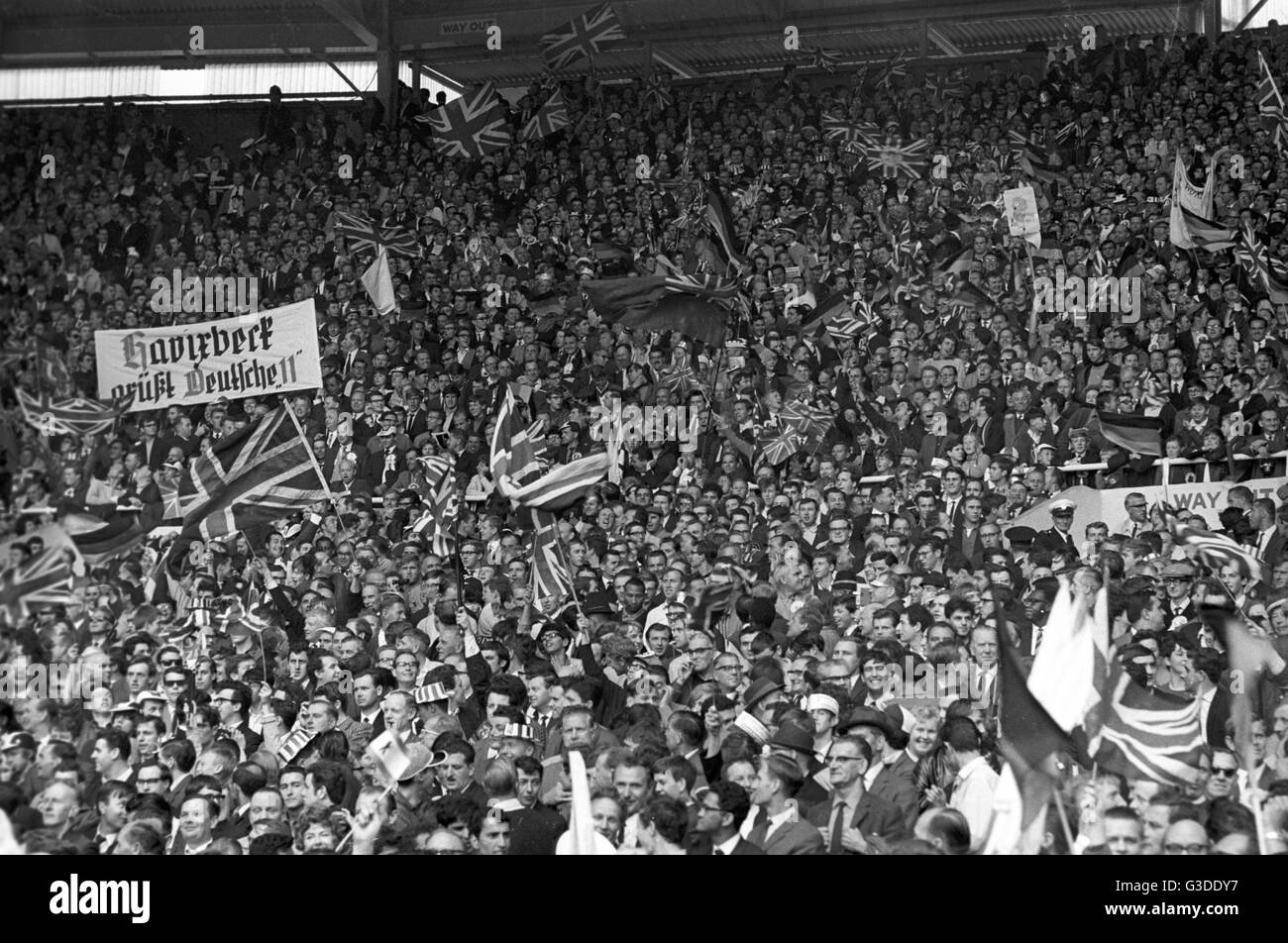Soccer World Cup 1966 - Final - England v West Germany 4-2 a.e.t ...