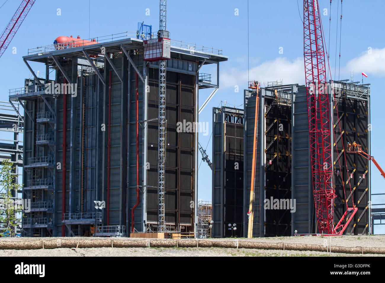 The construction of Napanee Generating Station under construction in ...