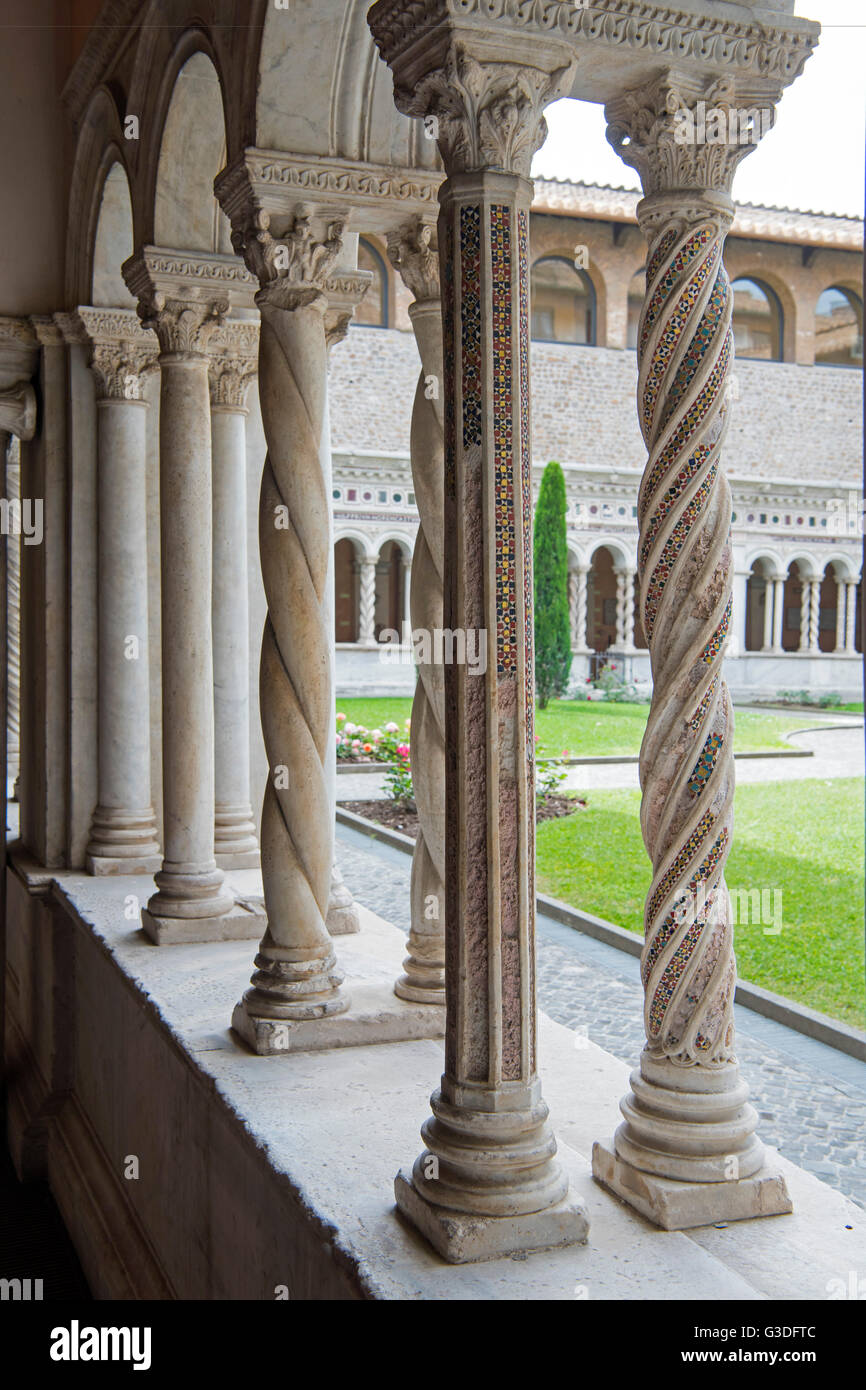 Roma kloster hi-res stock photography and images - Alamy