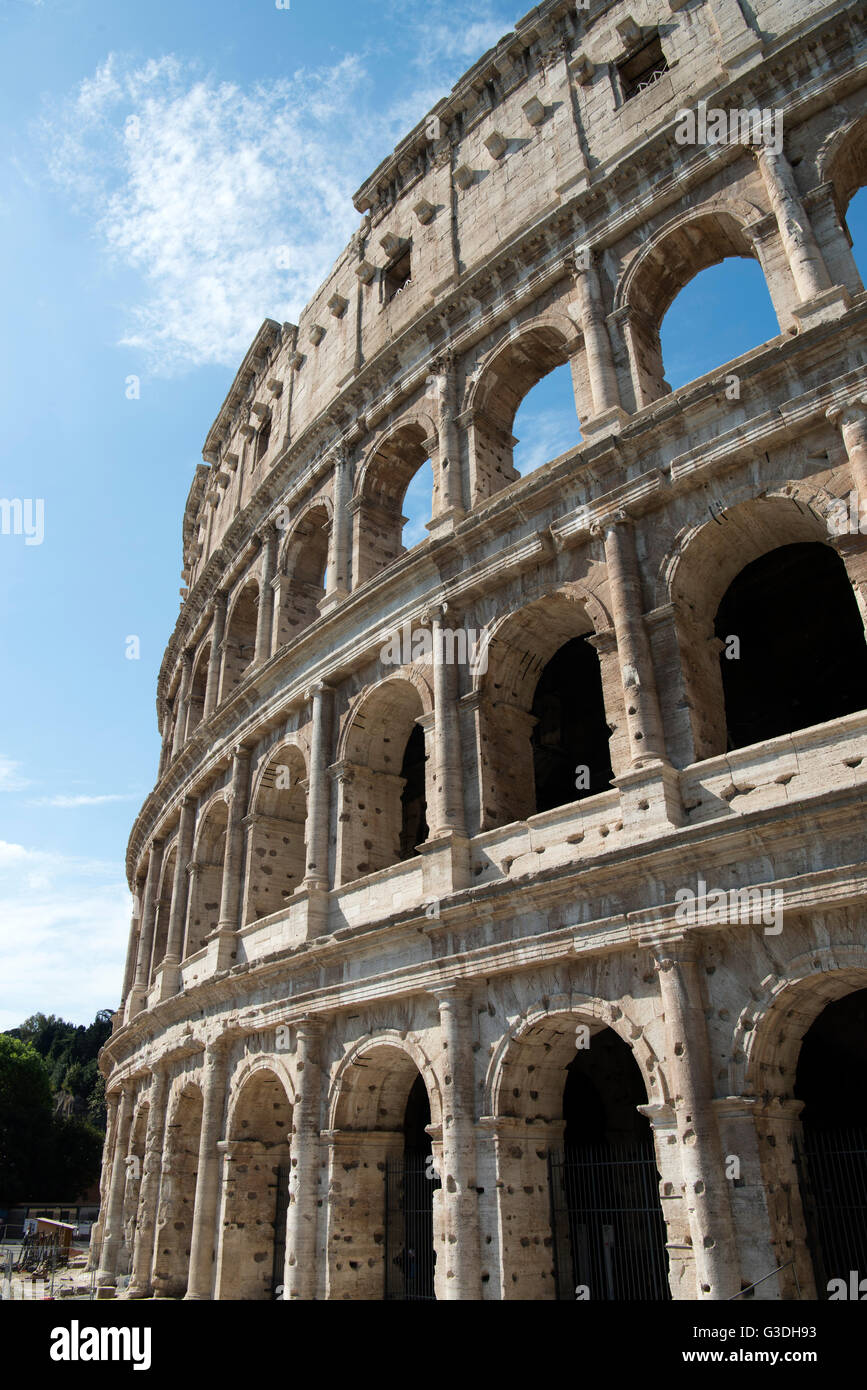 Kolosseum rom detail hi-res stock photography and images - Alamy