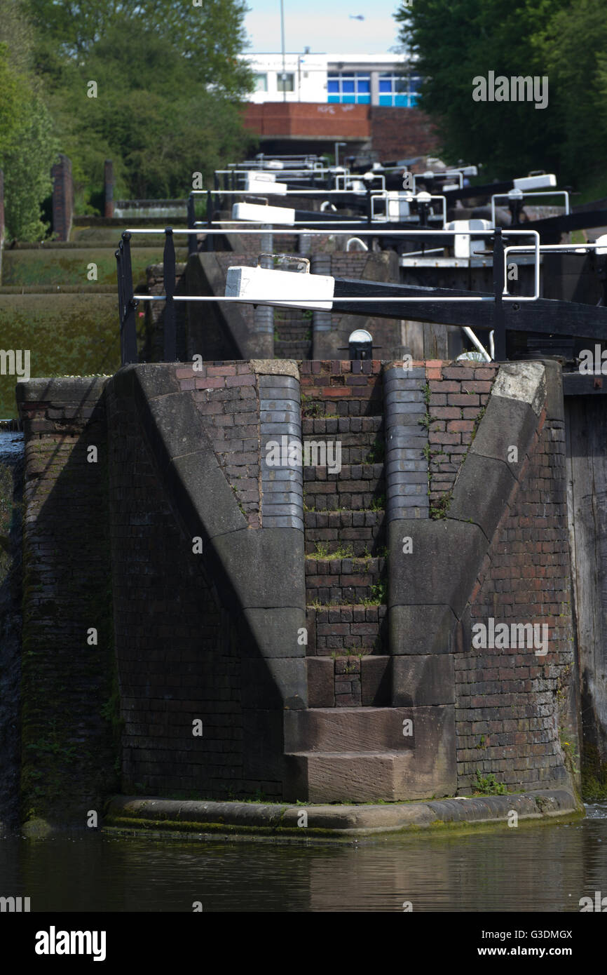 Flight locks nine locks west hi-res stock photography and images - Alamy