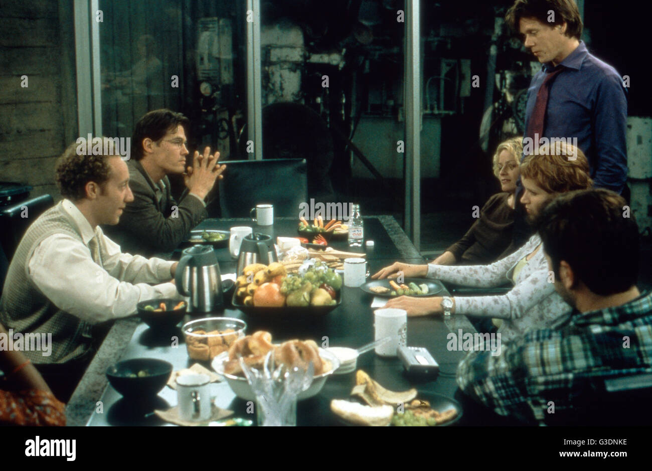 Hollow man 2000 kevin bacon hi-res stock photography and images - Alamy