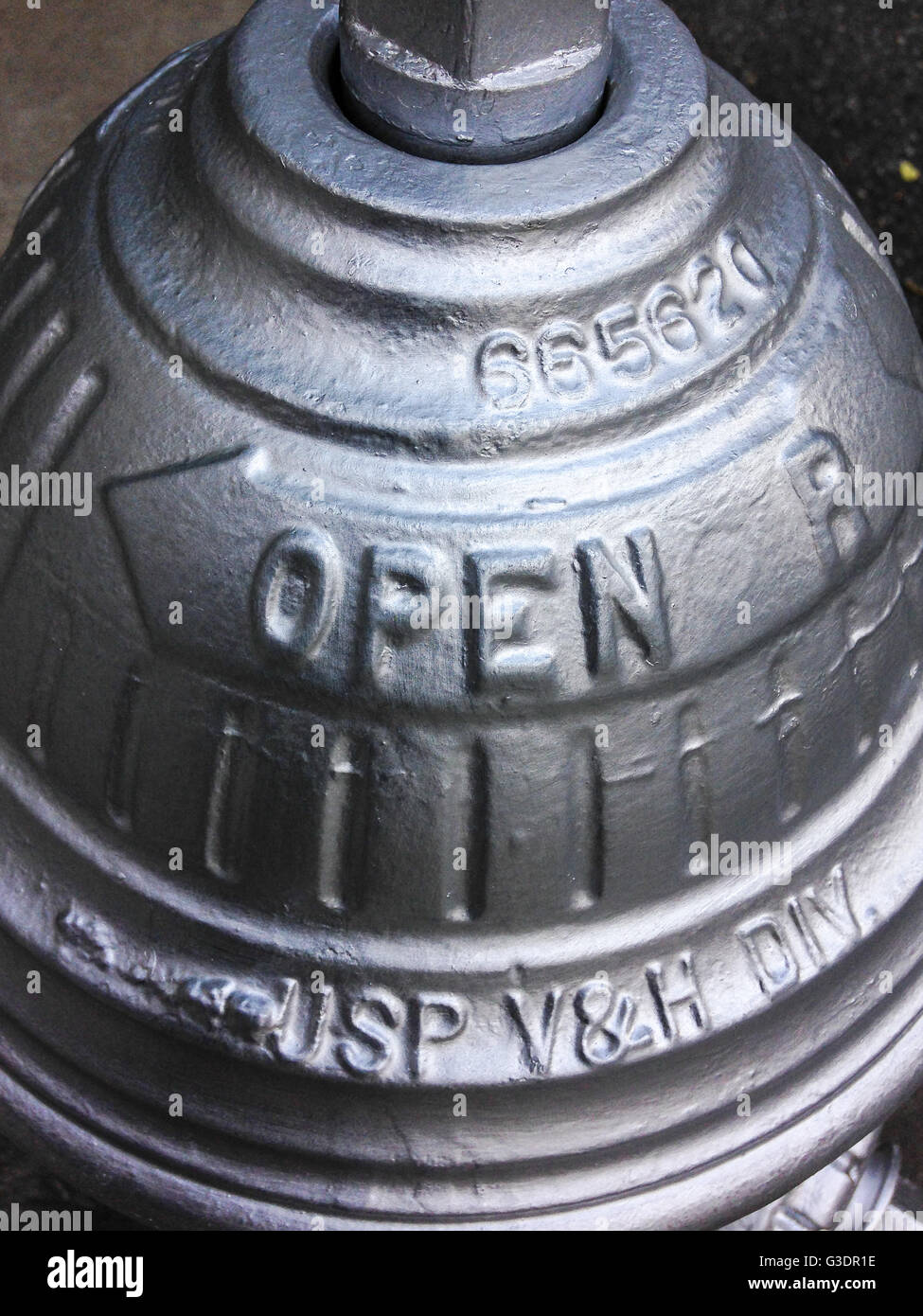 English fire hydrant hi-res stock photography and images - Alamy