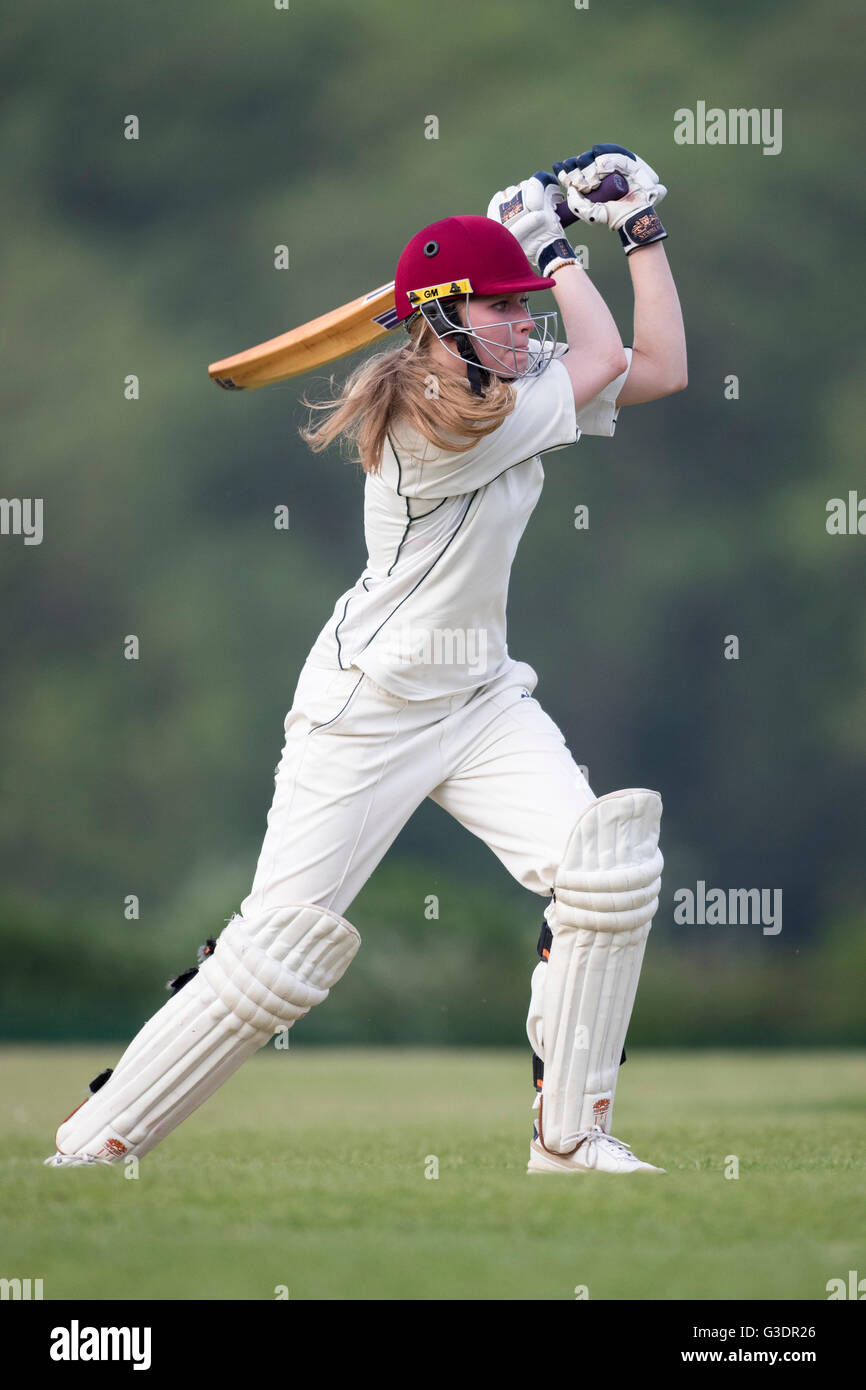 Womens cricket player hi-res stock photography and images - Alamy