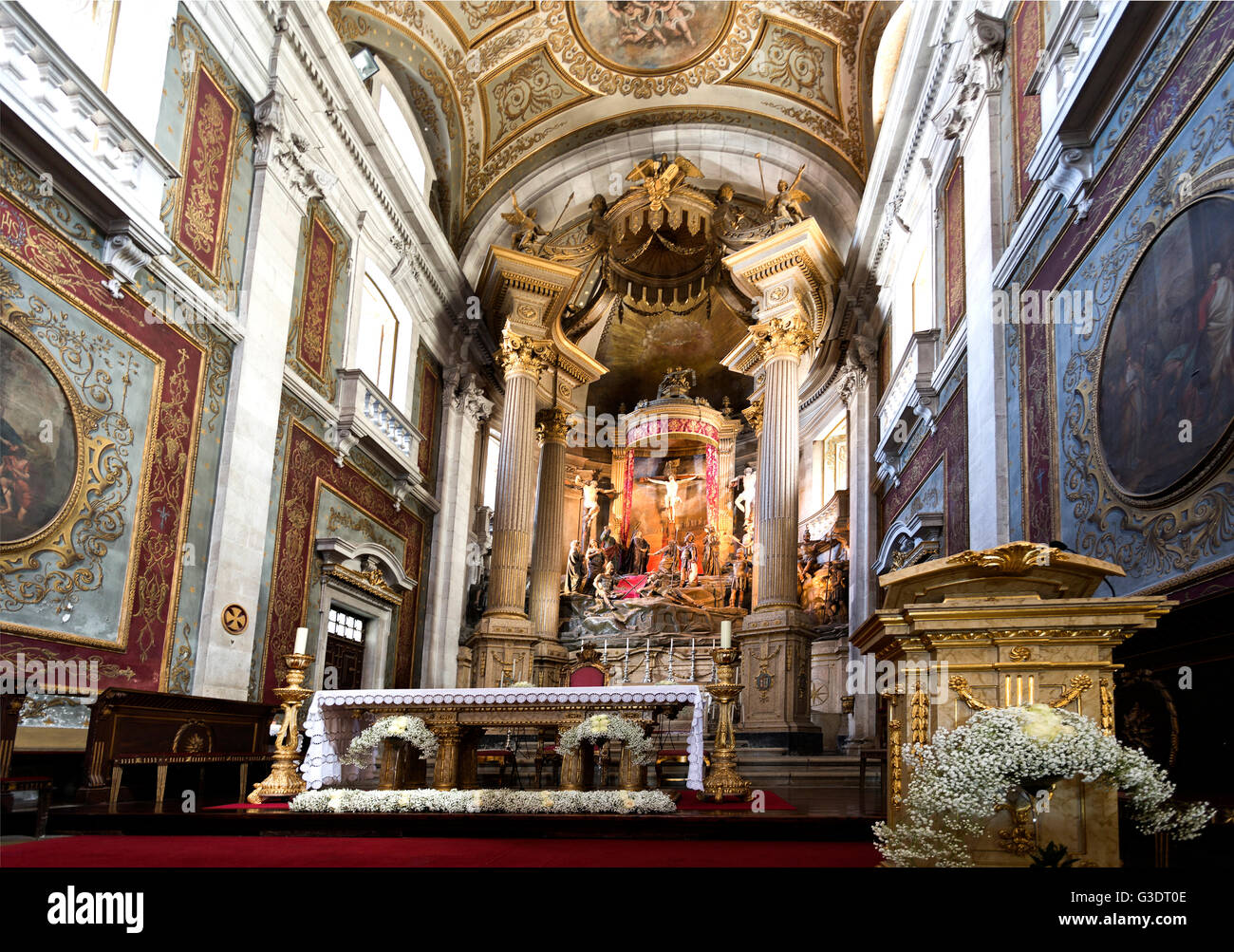 Altar basilica of bom jesus hi-res stock photography and images - Alamy