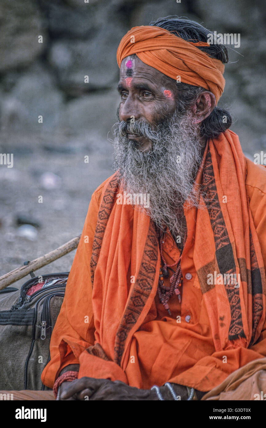 Sadhu holy man sitting praying hi-res stock photography and images - Alamy