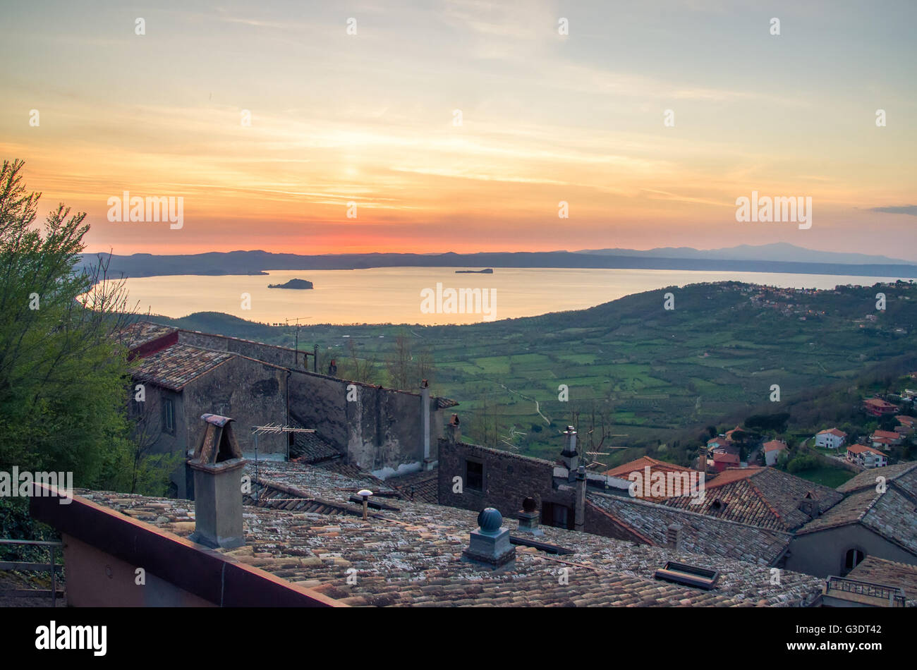 Lake Bolsena sunset from the roofs of Montefiascone village (Lazio ...