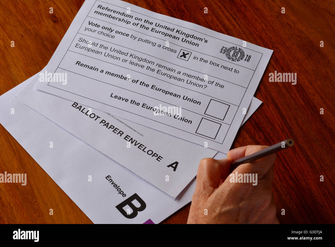 Postal voting pack for the UK's European vote, 23rd June Stock Photo ...