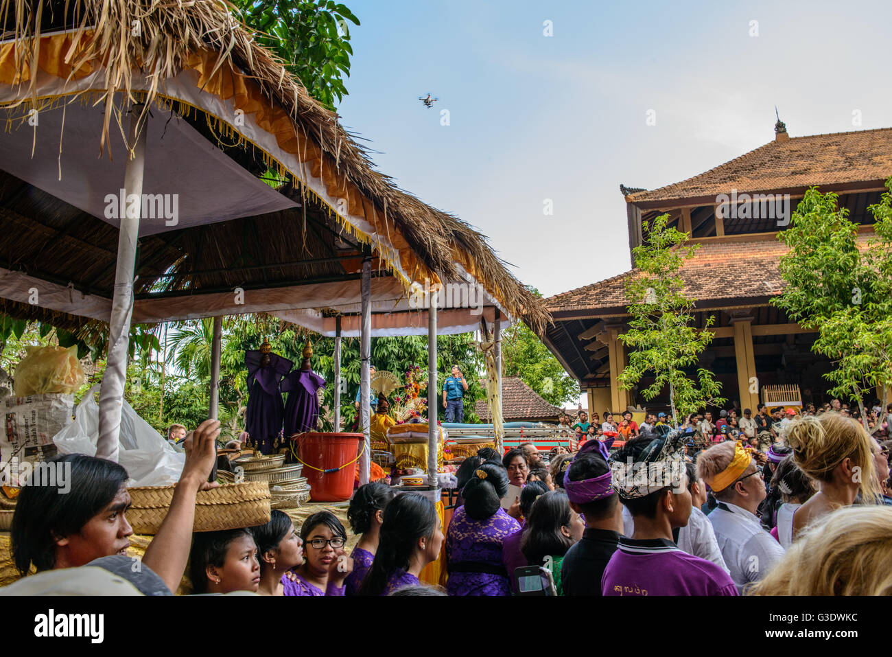 Cremation ceremony for Balinese royal prince Cokorda Putra Widura, Ubud ...