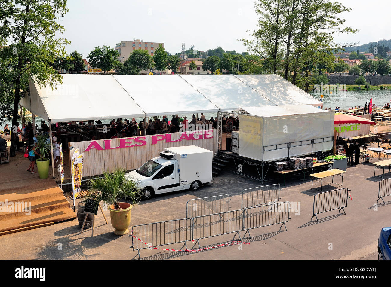 Beach and restaurant created each summer in the French city of Ales ...