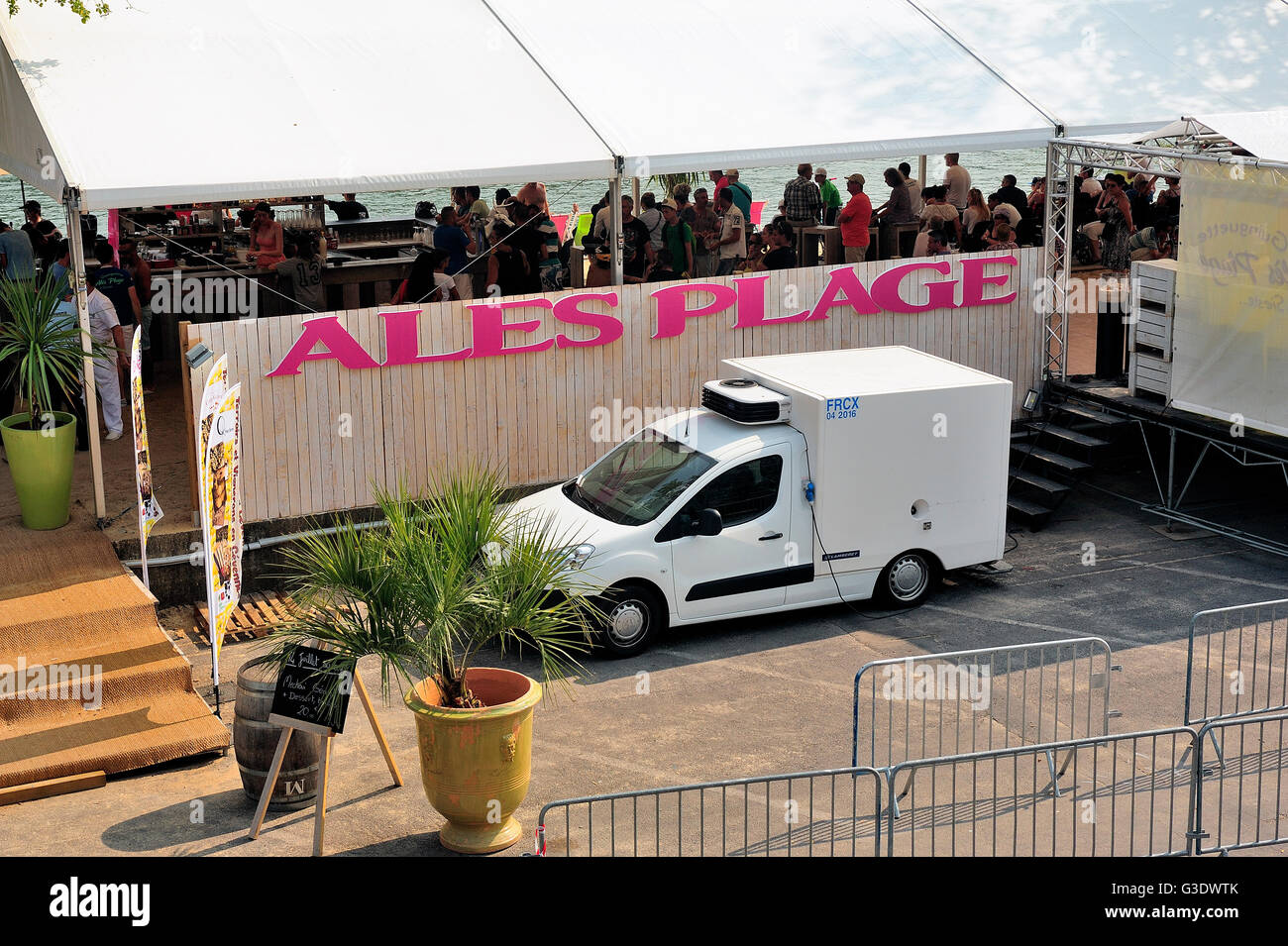 Beach and restaurant created each summer in the French city of Ales ...