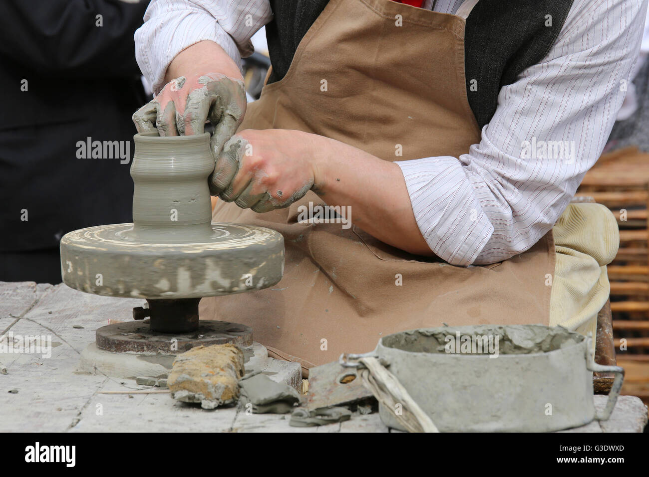 skilled craftsman potter shaping clay to make an handmade pot Stock ...