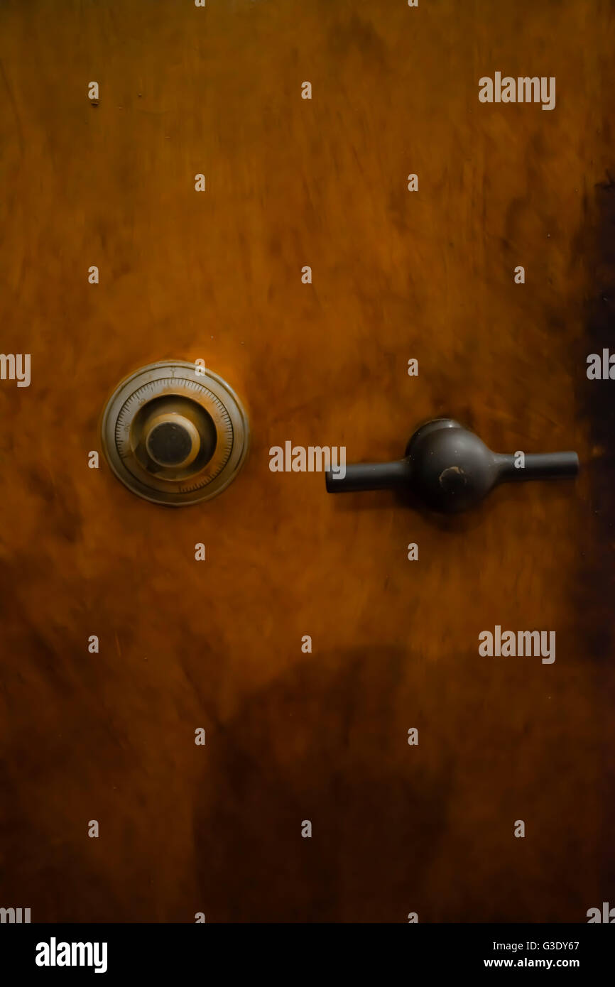 Antique safe hi-res stock photography and images - Alamy