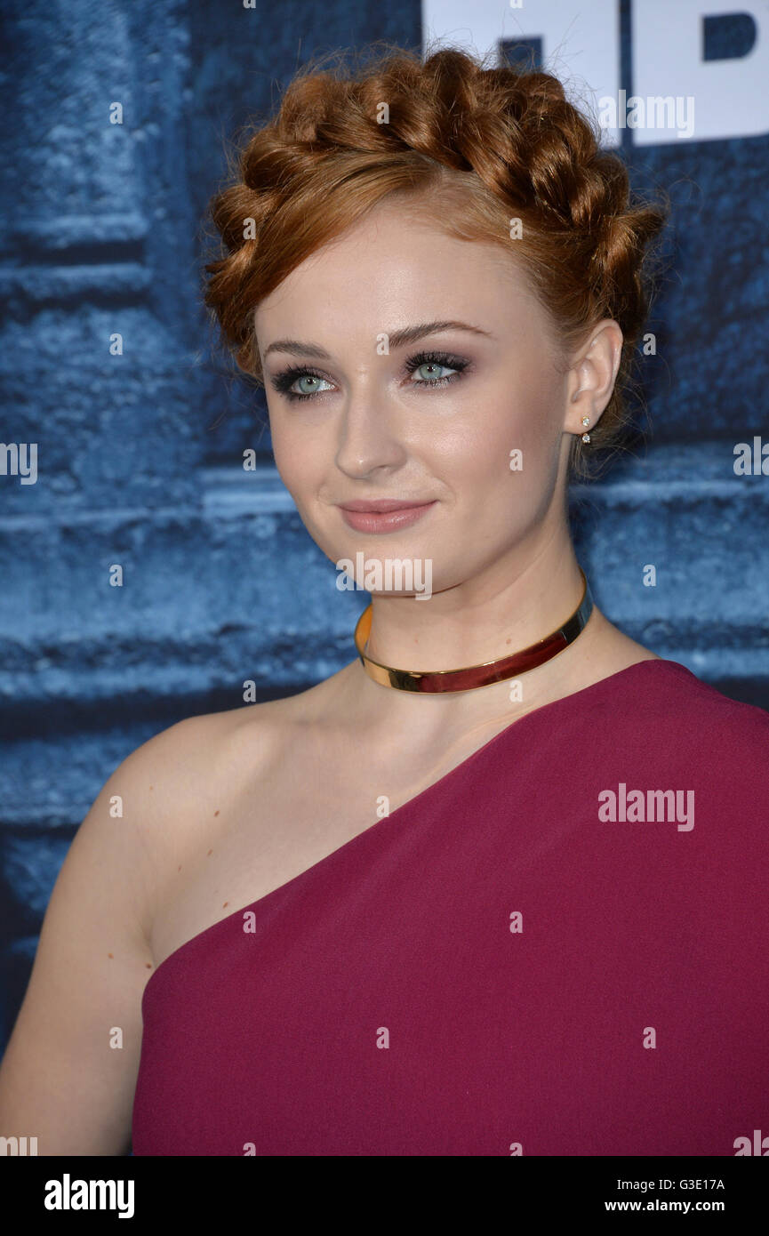 Sophie turner actress hi-res stock photography and images - Alamy