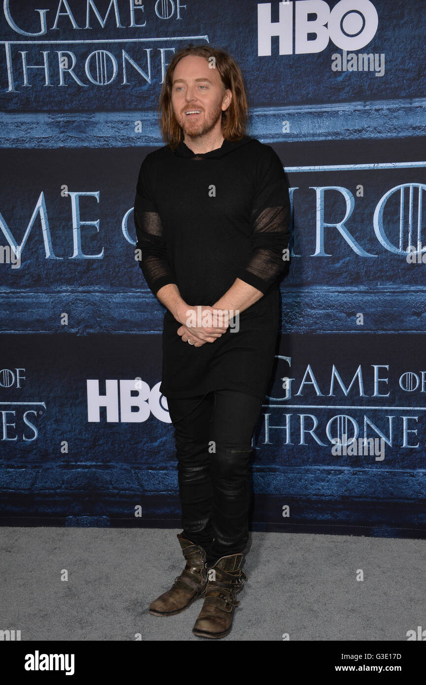LOS ANGELES, CA. April 10, 2016: Actor Tim Minchin at the season 6 ...