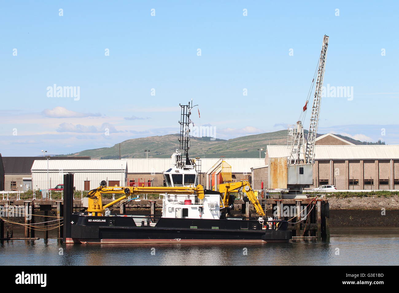 Multi cat vessel hi-res stock photography and images - Alamy