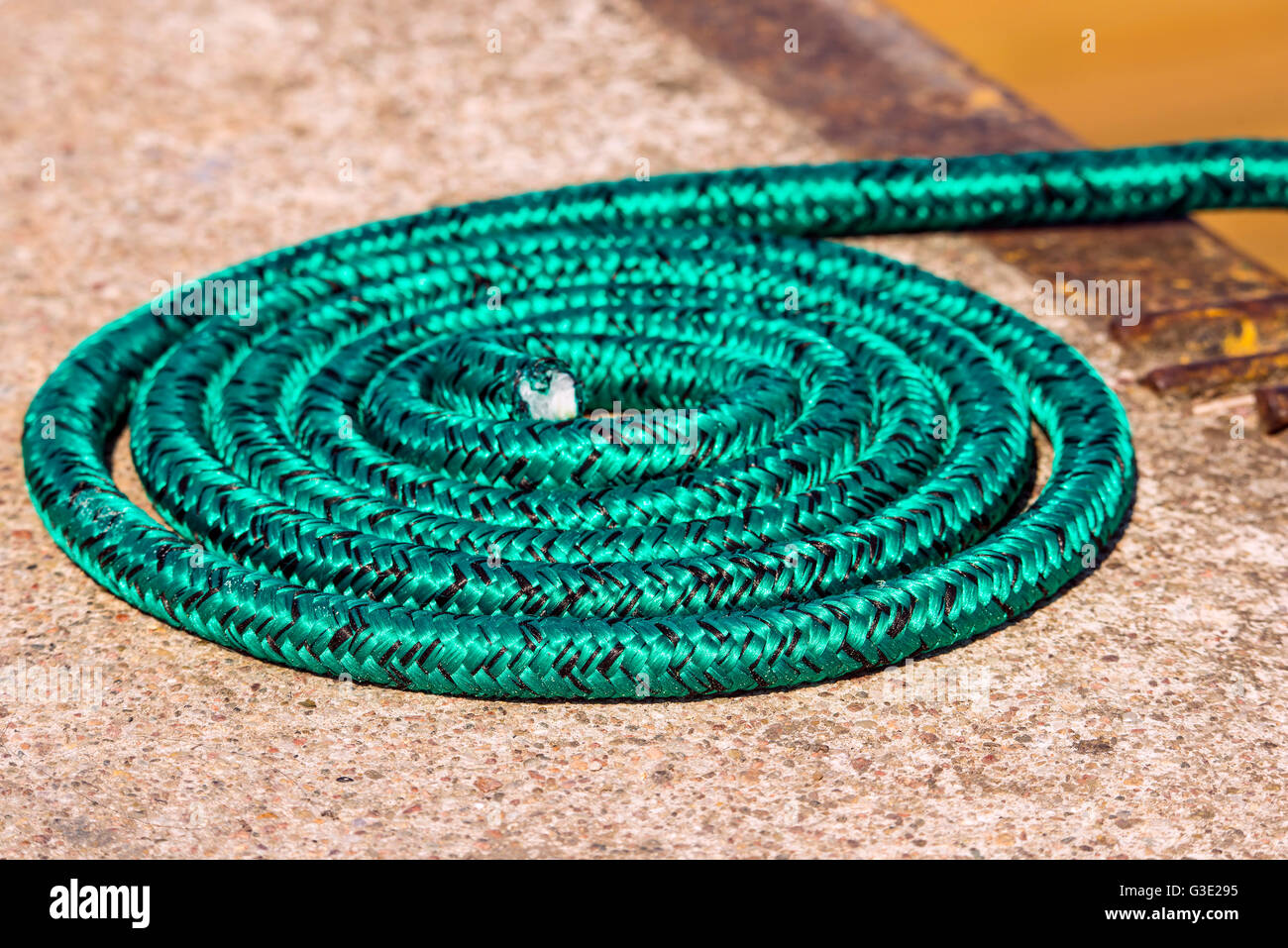 rope role in a port Stock Photo - Alamy