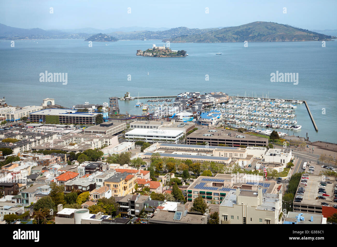 Alcatraz island dock boat hi-res stock photography and images - Alamy