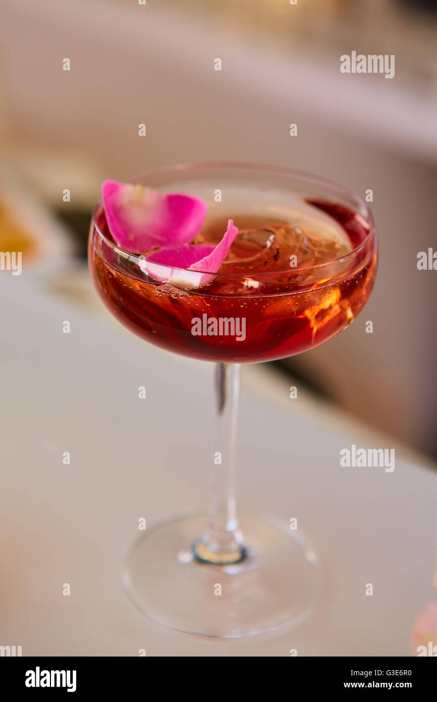 Rose syrup cocktail hi-res stock photography and images - Alamy
