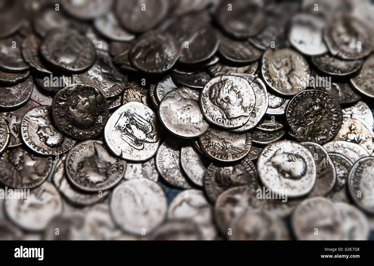 Roman coins hi-res stock photography and images - Alamy