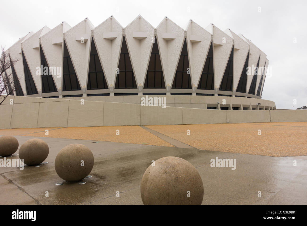 Hampton Coliseum in Virginia Stock Photo - Alamy