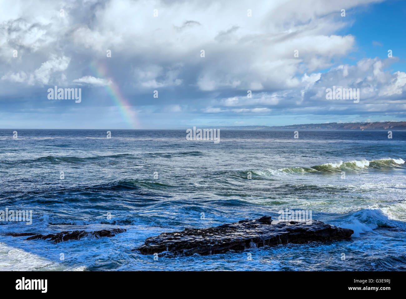 Beautiful rainbow ocean waves hi-res stock photography and images - Alamy