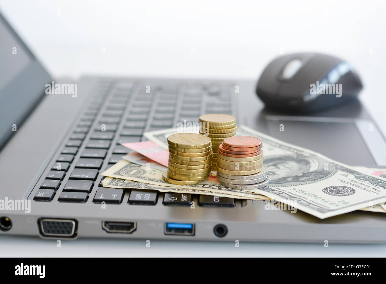 Online browse hi-res stock photography and images - Alamy