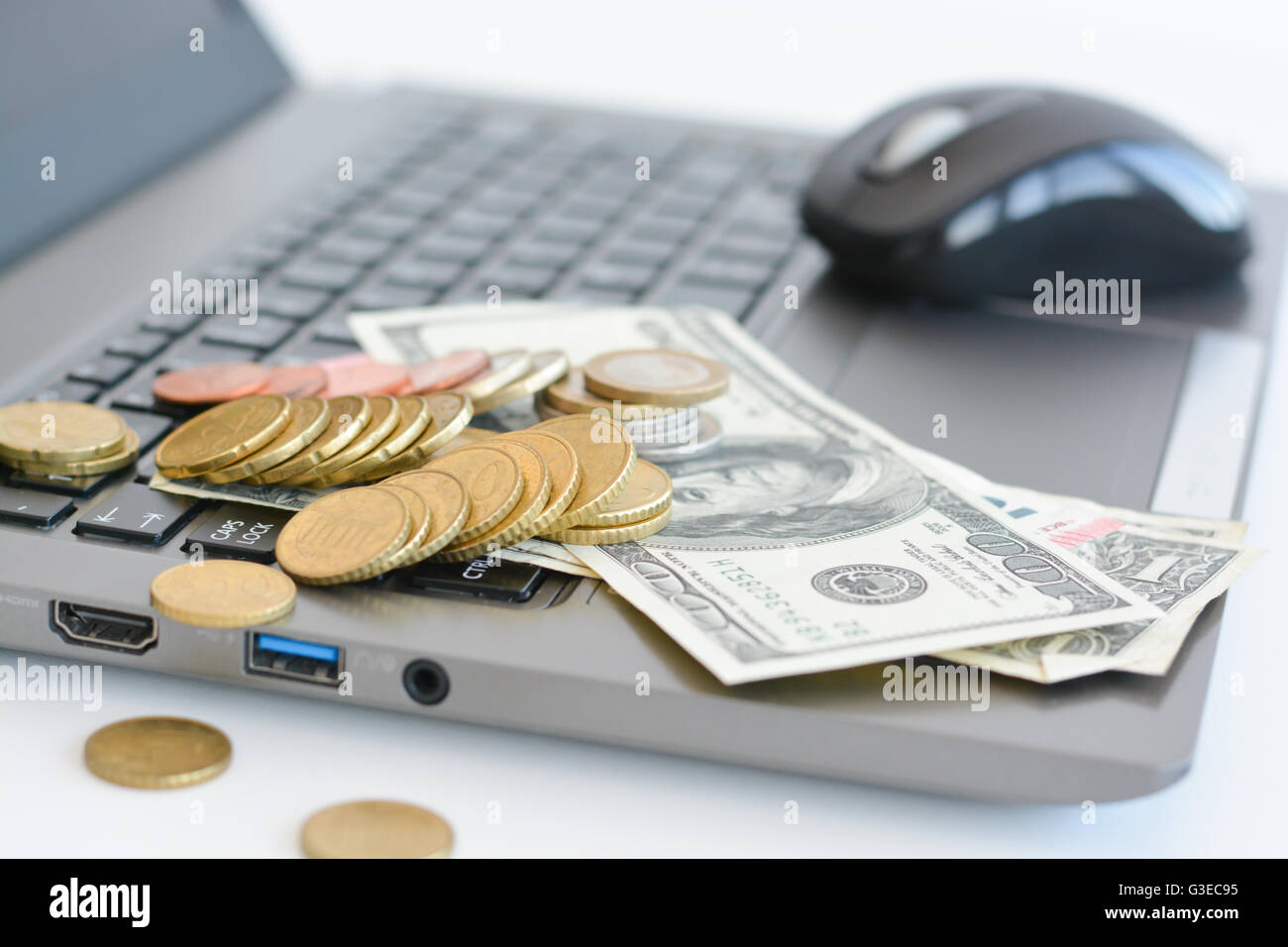 Online browse hi-res stock photography and images - Alamy