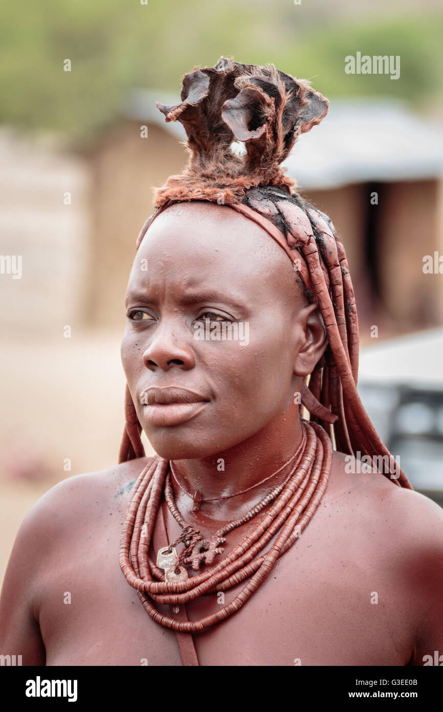 Himba tribe hi-res stock photography and images - Alamy