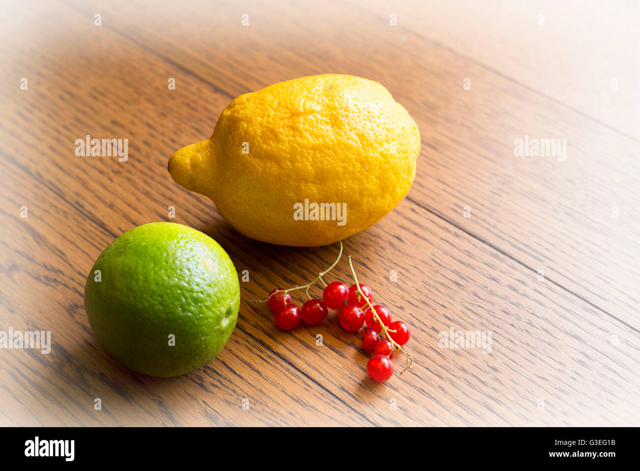 lemon and lime Stock Photo - Alamy