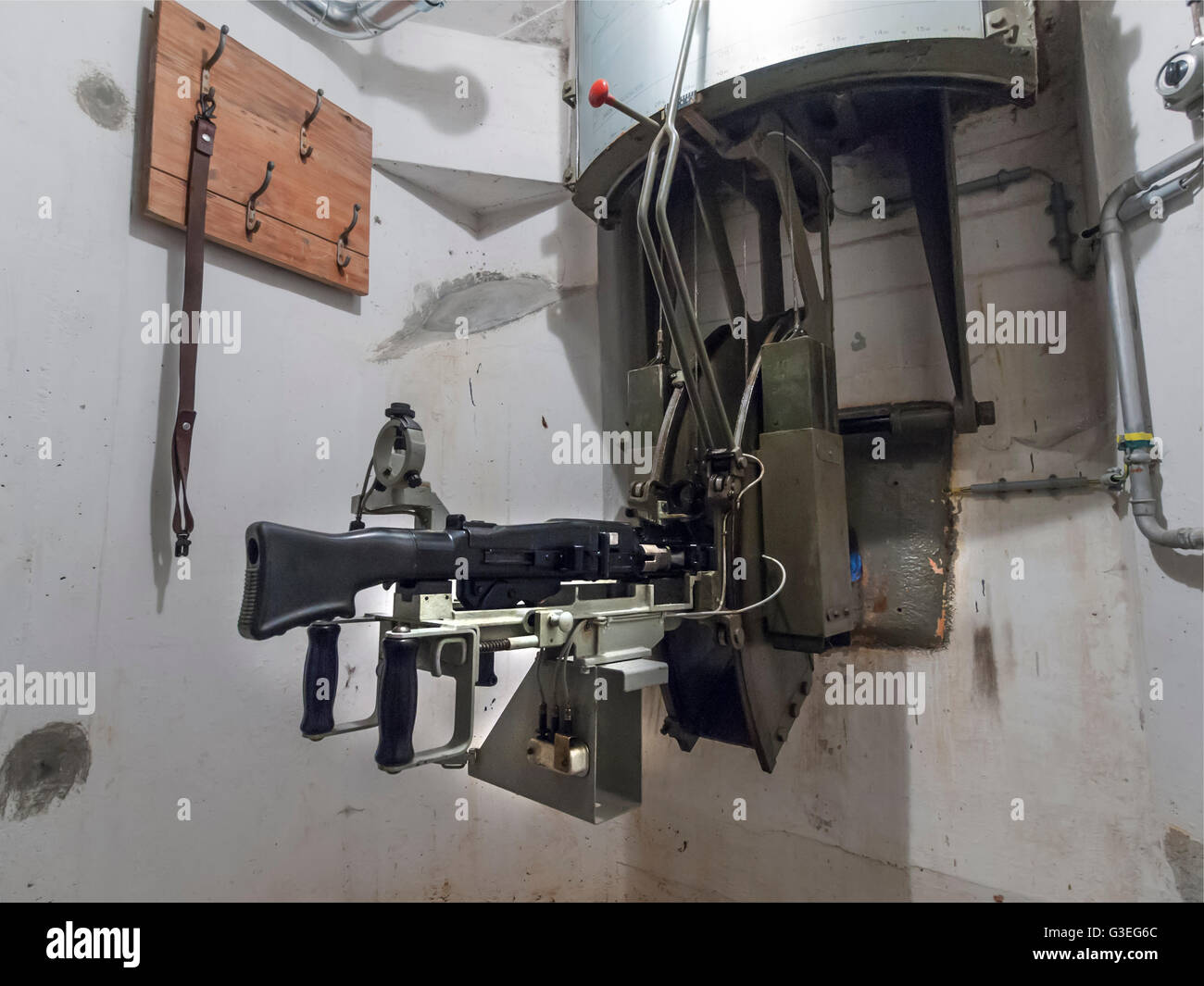 Historic machine gun stand in the "Sasso San Gottardo" fortress museum ...