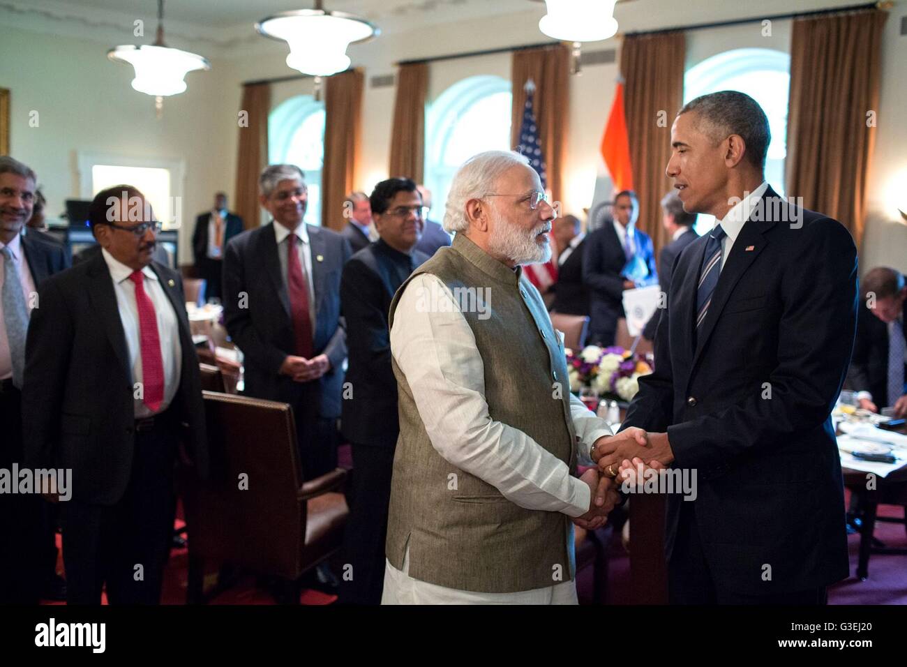 U.S President Barack Obama and Indian Prime Minister Narendra Modi talk ...