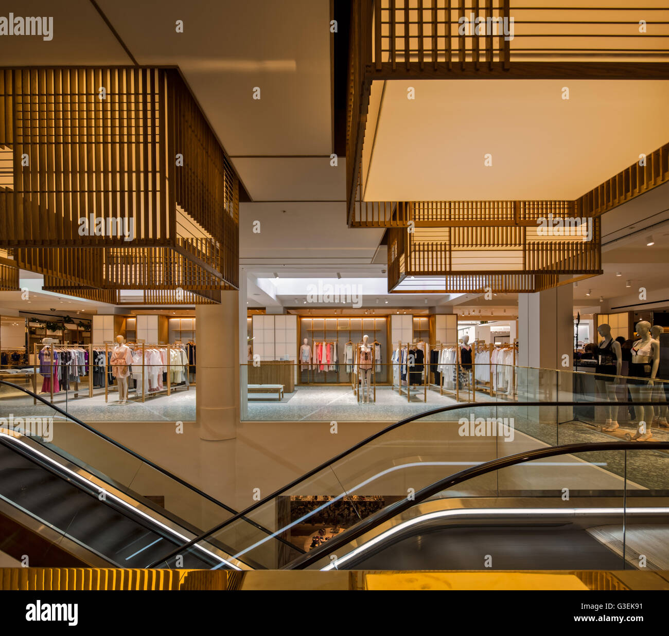 Selfridges interior london hi-res stock photography and images - Alamy