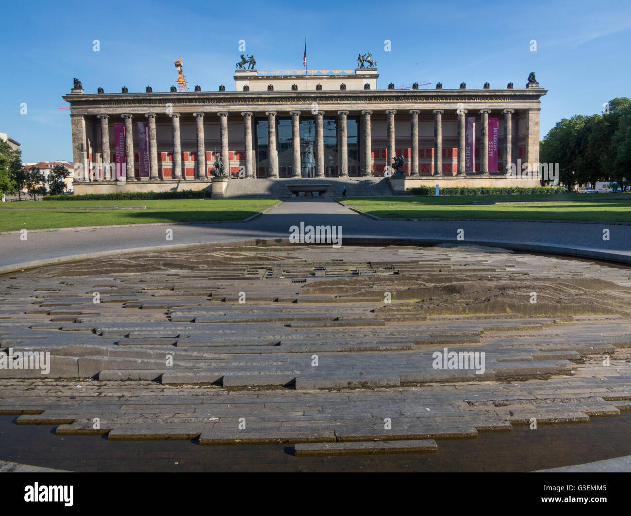 The Altes Museum is a museum building on Museum Island in Berlin ...