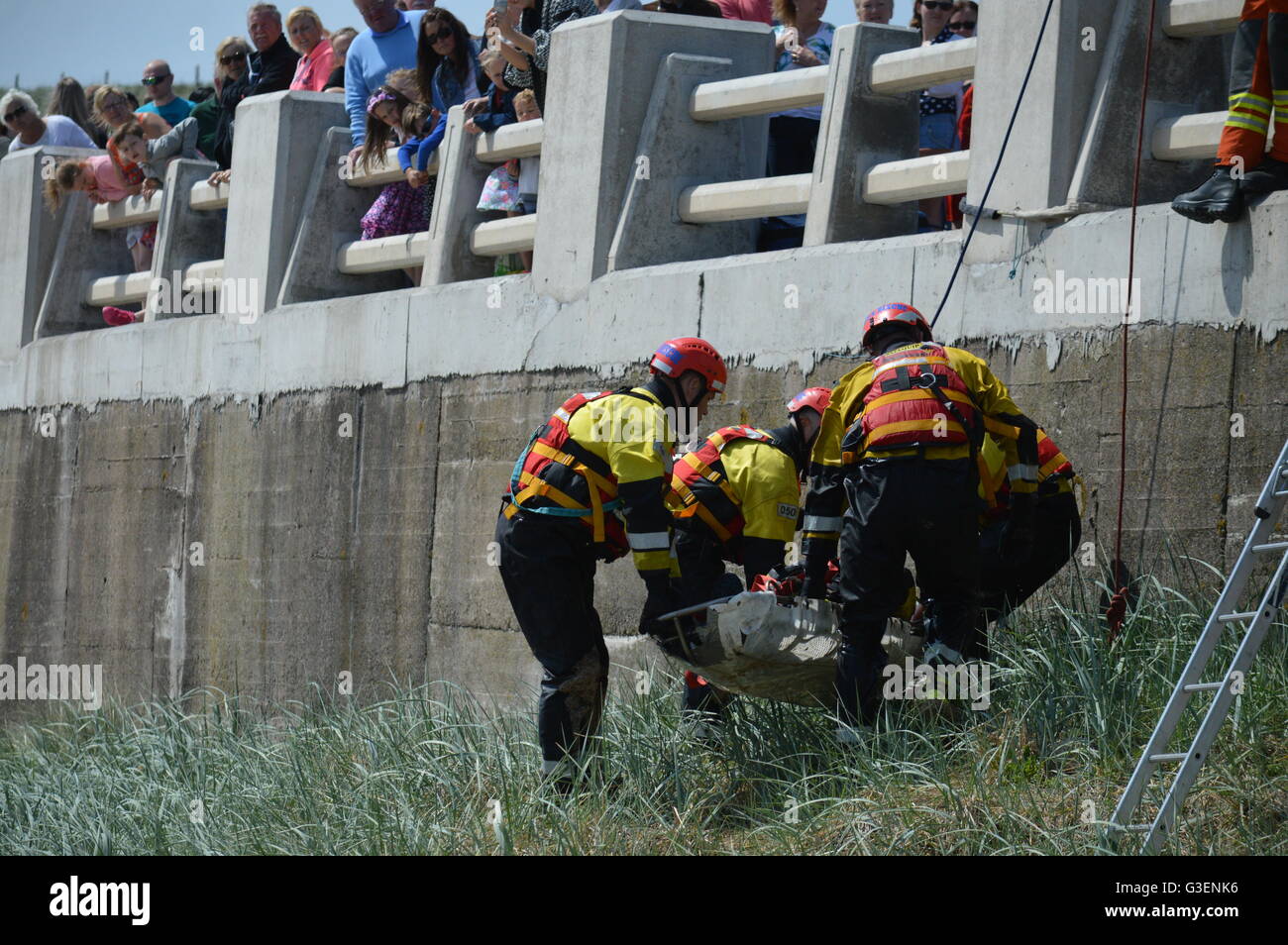Scottish Fire And Rescue Service Water Rescue / line Rescue Exercise ...