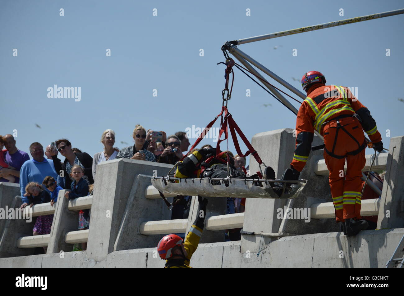Scottish Fire And Rescue Service Water Rescue / line Rescue Exercise ...