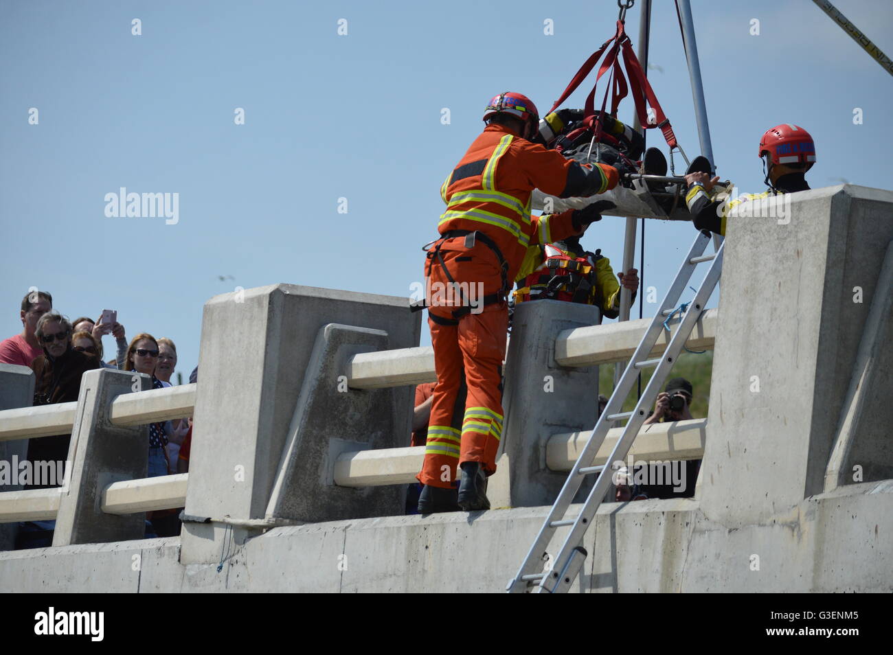 Scottish Fire And Rescue Service Water Rescue / line Rescue Exercise ...