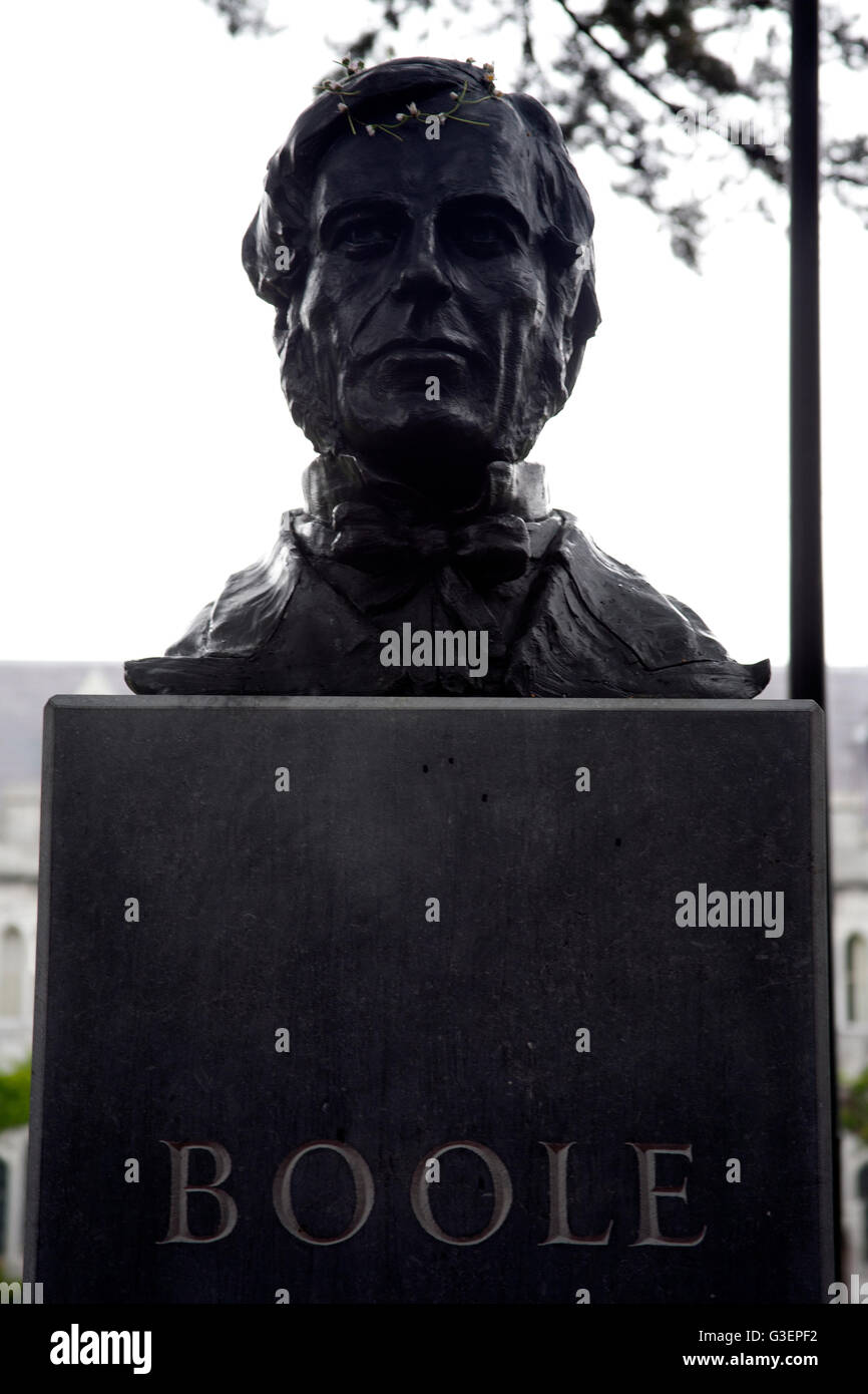 Boolean logic hi-res stock photography and images - Alamy