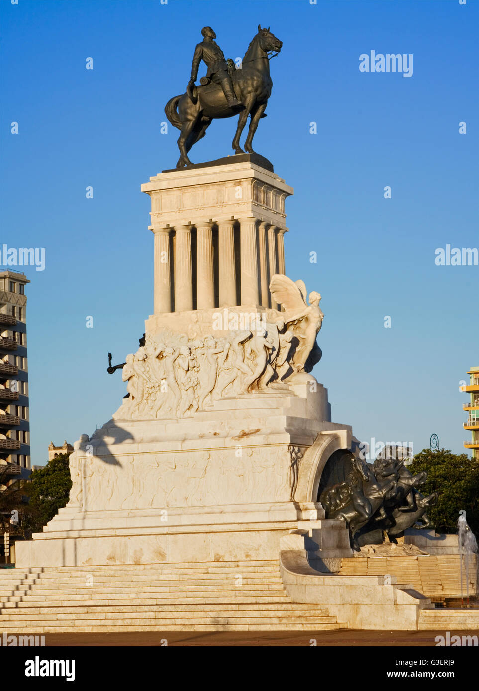 Cuba Havana Architecture and Monuments Maximo Gomez monument Stock ...