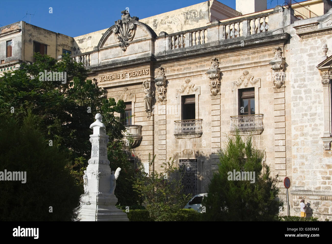 Havana architecture hi-res stock photography and images - Alamy