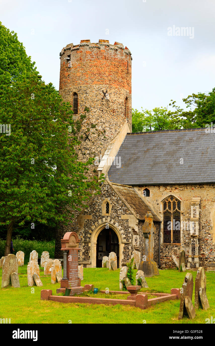 Burgh Castle church of Saint Peter and Saint Paul Stock Photo - Alamy