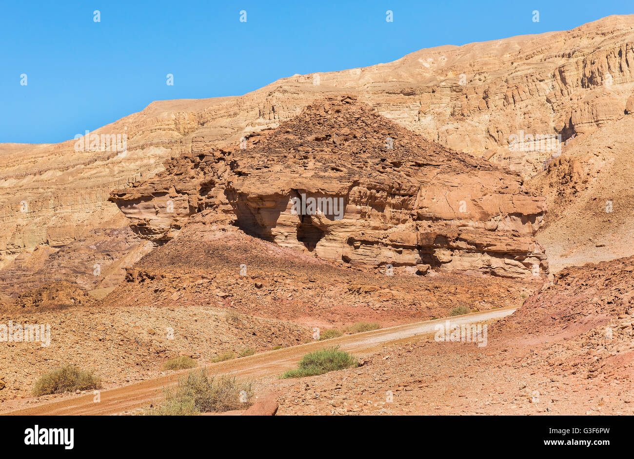 Interesting shapes of the mountains in the desert of Eilat Stock Photo ...