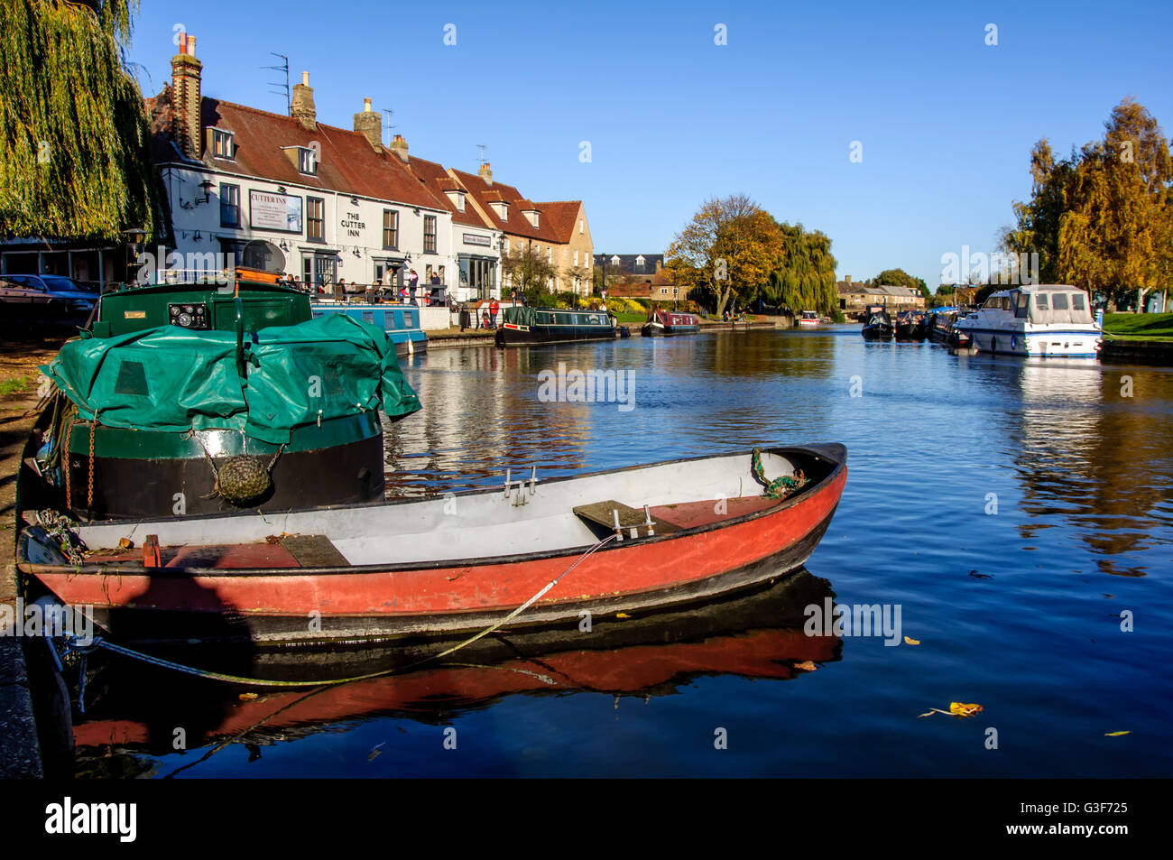 Riverside Inn Ely High Resolution Stock Photography and Images - Alamy