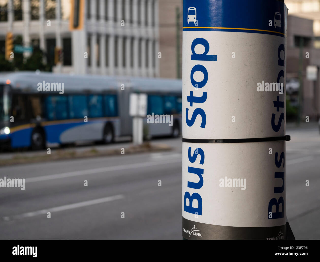 Translink Bus High Resolution Stock Photography and Images - Alamy
