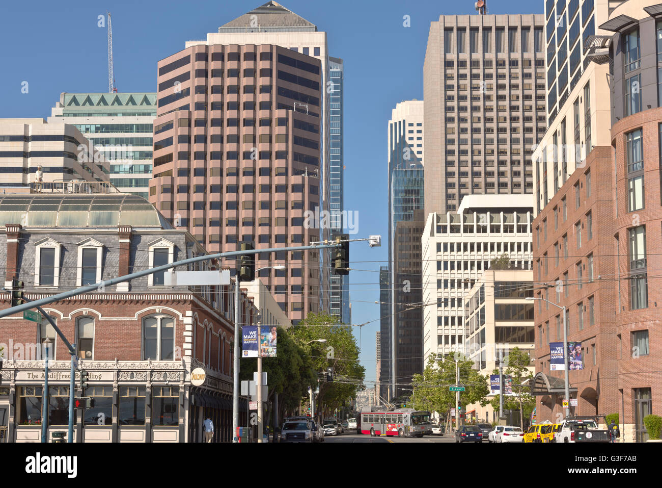 San Francisco California downtown buildings and skyline architecture ...