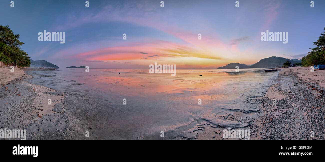 Amazing Sunrise and Sunset Reflection, Penang Malaysia Stock Photo - Alamy