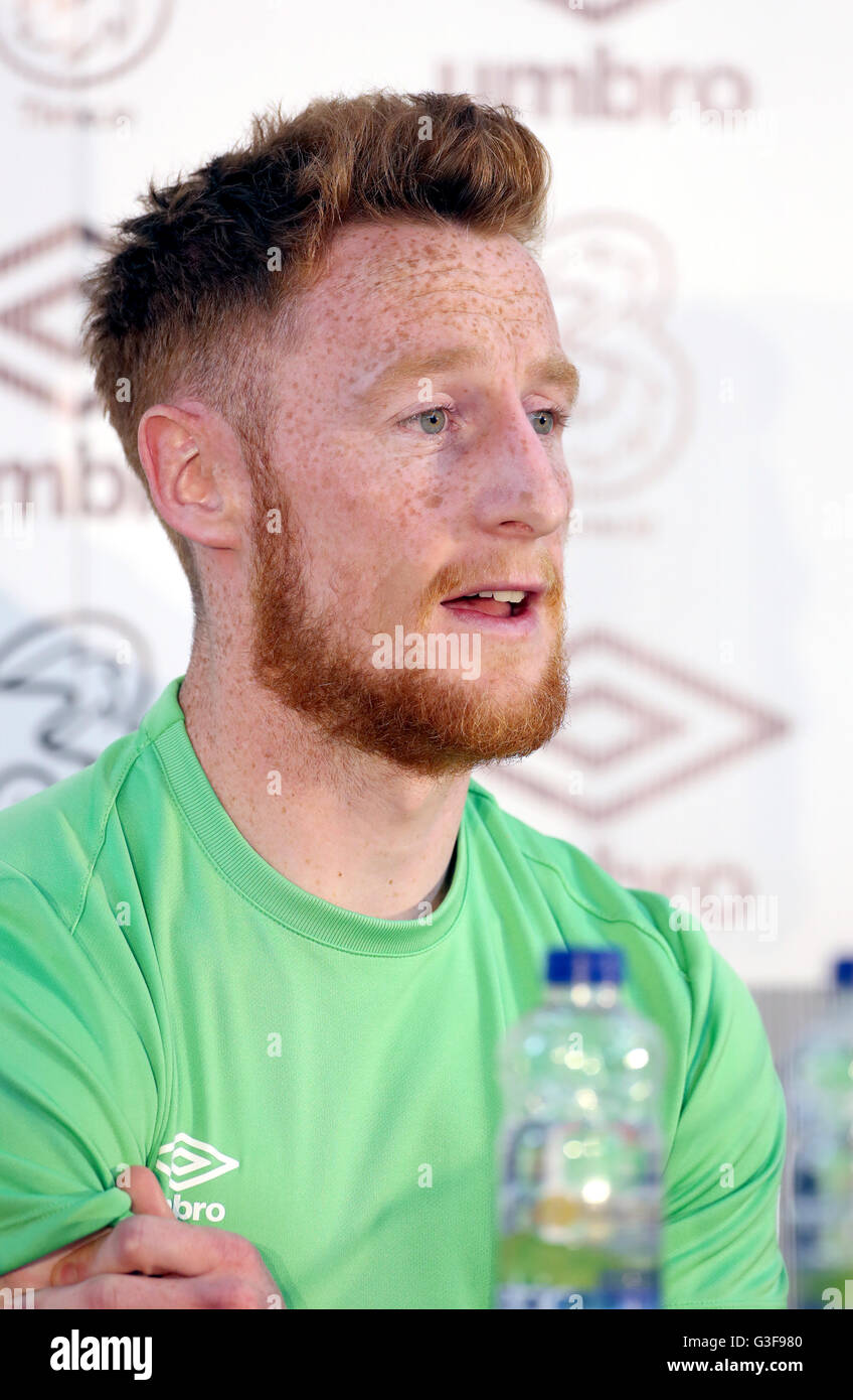 Republic of Ireland's Stephen Quinn during a press conference at the ...